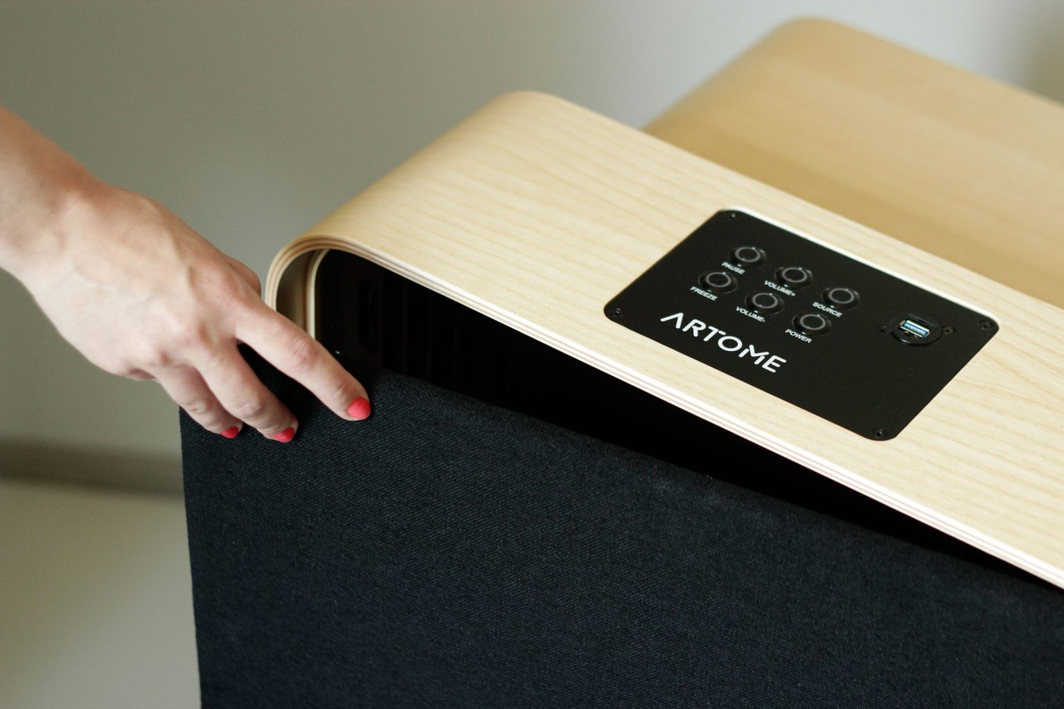 Artome M10 communication cart - Artome
